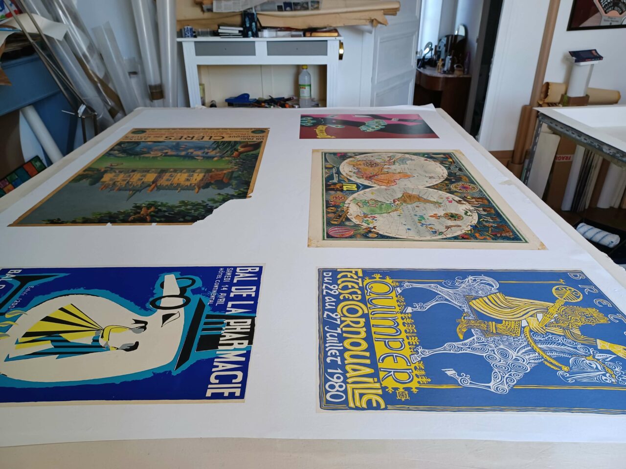 Affiche à Neuf | Restauration affiches anciennes | Entoilage d'affiches